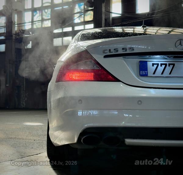 Balts Mercedes-Benz CLS-Class 2006 Tallina, ar dzinēja tilpumu 5.40 L un nobraukumu 124 tūkst. km par 24999 €, foto 7 vietnē AUTOMOTO.COM.LV