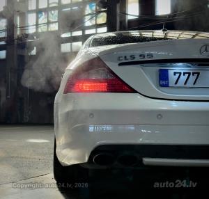 Balts Mercedes-Benz CLS-Class 2006 Tallina, ar dzinēja tilpumu 5.40 L un nobraukumu 124 tūkst. km par 24999 €, foto 7 vietnē AUTOMOTO.COM.LV