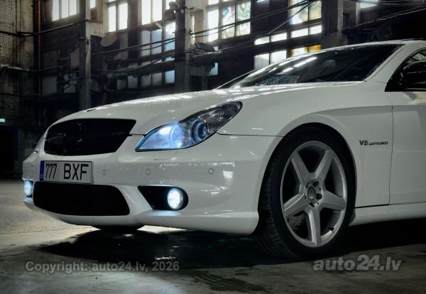 Balts Mercedes-Benz CLS-Class 2006 Tallina, ar dzinēja tilpumu 5.40 L un nobraukumu 124 tūkst. km par 24999 €, foto 9 vietnē AUTOMOTO.COM.LV