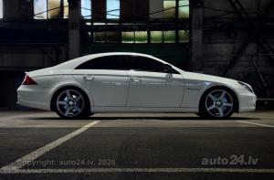 Balts Mercedes-Benz CLS-Class 2006 Tallina, ar dzinēja tilpumu 5.40 L un nobraukumu 124 tūkst. km par 24999 €, foto 10 vietnē AUTOMOTO.COM.LV