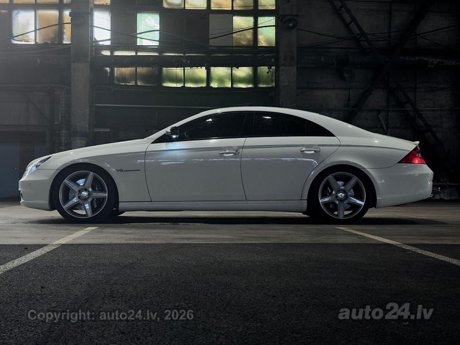 Balts Mercedes-Benz CLS-Class 2006 Tallina, ar dzinēja tilpumu 5.40 L un nobraukumu 124 tūkst. km par 24999 €, foto 12 vietnē AUTOMOTO.COM.LV