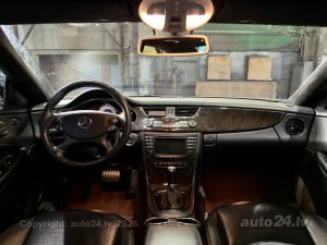 Balts Mercedes-Benz CLS-Class 2006 Tallina, ar dzinēja tilpumu 5.40 L un nobraukumu 124 tūkst. km par 24999 €, foto 20 vietnē AUTOMOTO.COM.LV