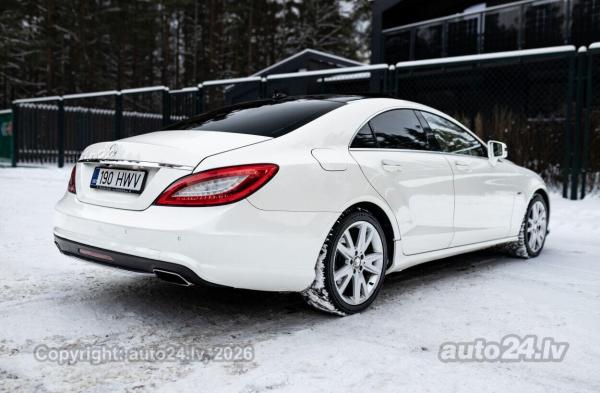 Balts Mercedes-Benz CLS-Class 2011 Tallina, ar dzinēja tilpumu 3.00 L un nobraukumu 320 tūkst. km par 10900 €, foto 6 vietnē AUTOMOTO.COM.LV