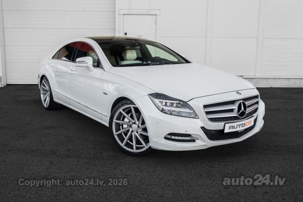 White Mercedes-Benz CLS-Class 2011 in Tallinn, with an engine capacity of 3.00 L and mileage of 251 thousand km for 13499 €, photo 4 on AUTOMOTO.COM.LV