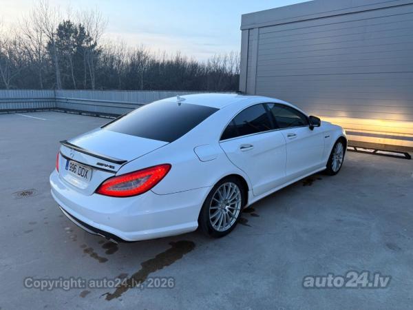 Balts Mercedes-Benz CLS-Class 2012 Tallina, ar dzinēja tilpumu 4.70 L un nobraukumu 163 tūkst. km par 15990 €, foto 2 vietnē AUTOMOTO.COM.LV