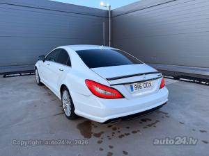 White Mercedes-Benz CLS-Class 2012 in Tallinn, with an engine capacity of 4.70 L and mileage of 163 thousand km for 15990 €, photo 6 on AUTOMOTO.COM.LV