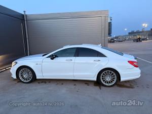 White Mercedes-Benz CLS-Class 2012 in Tallinn, with an engine capacity of 4.70 L and mileage of 163 thousand km for 15990 €, photo 7 on AUTOMOTO.COM.LV