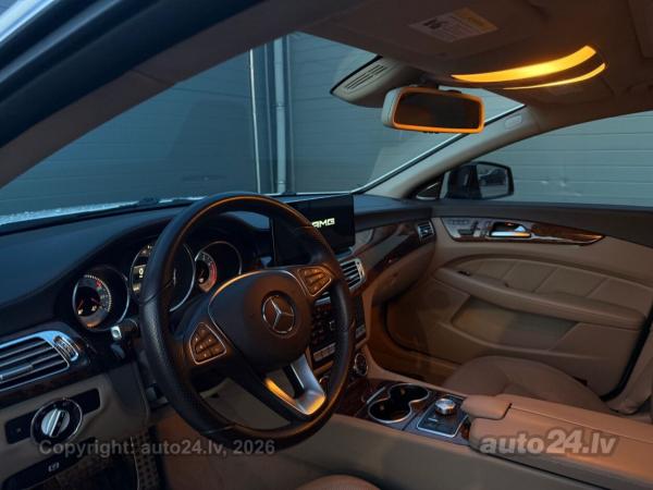Balts Mercedes-Benz CLS-Class 2012 Tallina, ar dzinēja tilpumu 4.70 L un nobraukumu 163 tūkst. km par 15990 €, foto 11 vietnē AUTOMOTO.COM.LV