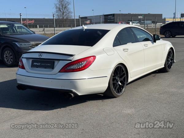Balts Mercedes-Benz CLS-Class 2012 Tallina, ar dzinēja tilpumu 3.00 L un nobraukumu 329 tūkst. km par 12990 €, foto 2 vietnē AUTOMOTO.COM.LV