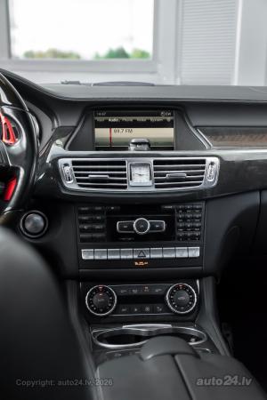 Balts Mercedes-Benz CLS-Class 2012 Tartu, ar dzinēja tilpumu 4.70 L un nobraukumu 267 tūkst. km par 9999 €, foto 10 vietnē AUTOMOTO.COM.LV