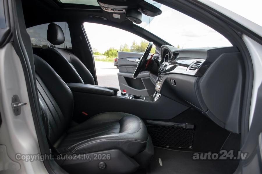 Balts Mercedes-Benz CLS-Class 2012 Tartu, ar dzinēja tilpumu 4.70 L un nobraukumu 267 tūkst. km par 9999 €, foto 13 vietnē AUTOMOTO.COM.LV