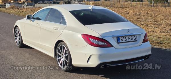 Balts Mercedes-Benz CLS-Class 2017 Tallina, ar dzinēja tilpumu 2.10 L un nobraukumu 140 tūkst. km par 24900 €, foto 3 vietnē AUTOMOTO.COM.LV