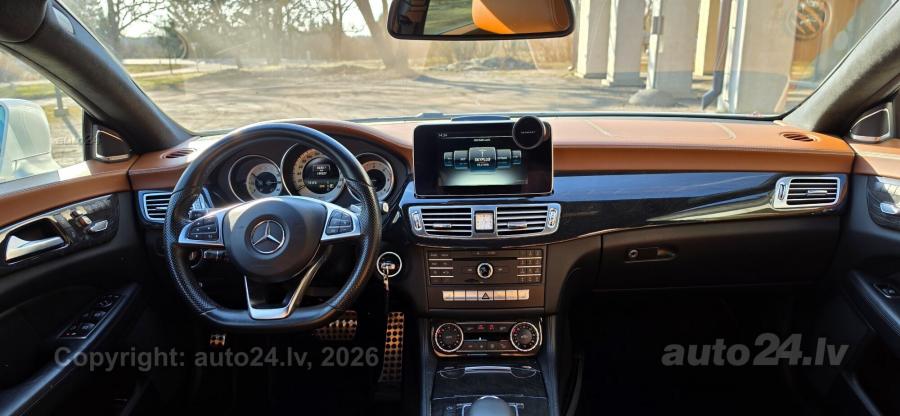 Balts Mercedes-Benz CLS-Class 2017 Tallina, ar dzinēja tilpumu 2.10 L un nobraukumu 140 tūkst. km par 24900 €, foto 8 vietnē AUTOMOTO.COM.LV