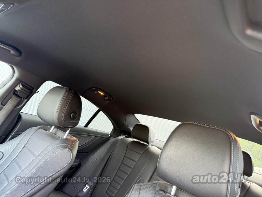 Balts Mercedes-Benz CLS-Class 2020 Viljandi, ar dzinēja tilpumu 2.90 L un nobraukumu 175 tūkst. km par 41999 €, foto 4 vietnē AUTOMOTO.COM.LV
