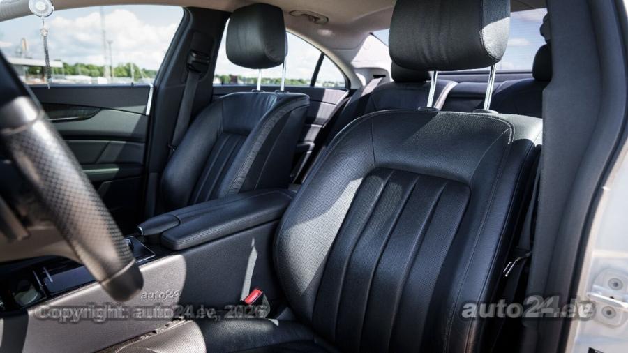 Balts Mercedes-Benz CLS-Class 2013 Tallina, ar dzinēja tilpumu 2.10 L un nobraukumu 249 tūkst. km par 10999 €, foto 9 vietnē AUTOMOTO.COM.LV