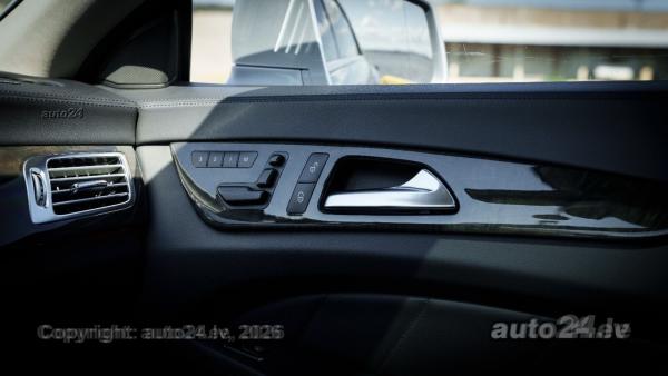 Balts Mercedes-Benz CLS-Class 2013 Tallina, ar dzinēja tilpumu 2.10 L un nobraukumu 249 tūkst. km par 10999 €, foto 10 vietnē AUTOMOTO.COM.LV