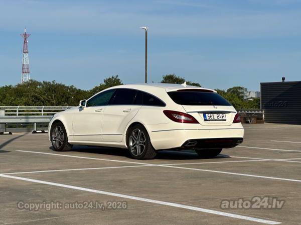 White Mercedes-Benz CLS-Class 2014 in Tallinn, with an engine capacity of 2.10 L and mileage of 315 thousand km for 11000 €, photo 8 on AUTOMOTO.COM.LV
