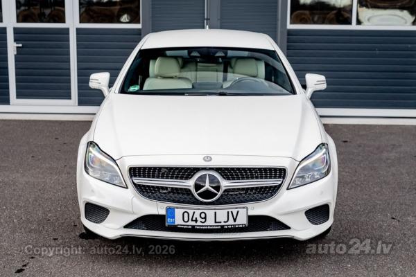 White Mercedes-Benz CLS-Class 2016 in Parnu, with an engine capacity of 2.10 L and mileage of 204 thousand km for 17500 €, photo 2 on AUTOMOTO.COM.LV