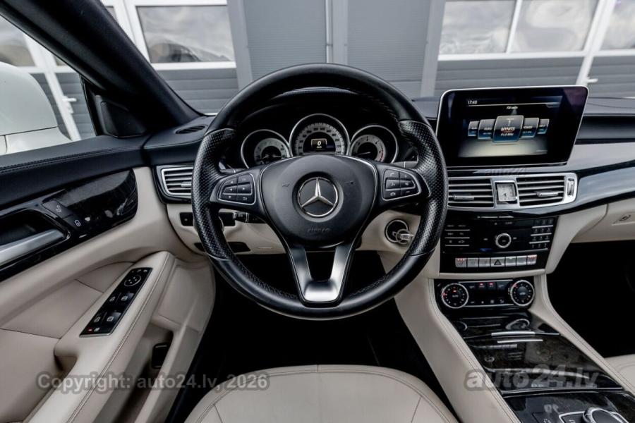 White Mercedes-Benz CLS-Class 2016 in Parnu, with an engine capacity of 2.10 L and mileage of 204 thousand km for 17500 €, photo 10 on AUTOMOTO.COM.LV