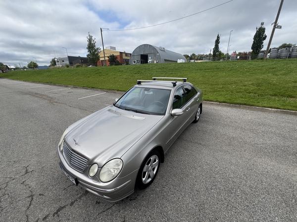 Smilšu krāsa Mercedes-Benz e-200 2006 Tartu, ar dzinēja tilpumu 1.80 L un nobraukumu 167 tūkst. km par 7400 €, foto 2 vietnē AUTOMOTO.COM.LV