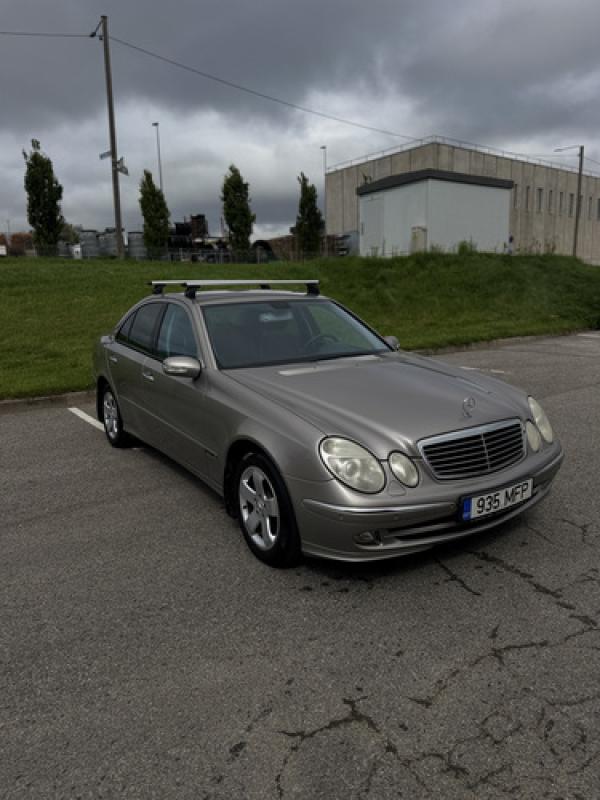 Smilšu krāsa Mercedes-Benz e-200 2006 Tartu, ar dzinēja tilpumu 1.80 L un nobraukumu 167 tūkst. km par 7400 €, foto 6 vietnē AUTOMOTO.COM.LV