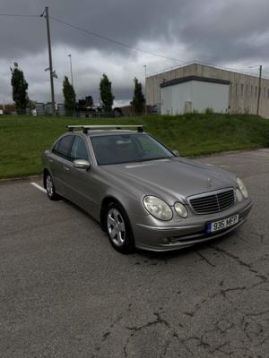 Smilšu krāsa Mercedes-Benz e-200 2006 Tartu, ar dzinēja tilpumu 1.80 L un nobraukumu 167 tūkst. km par 7400 €, foto 7 vietnē AUTOMOTO.COM.LV