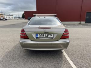 Smilšu krāsa Mercedes-Benz e-200 2006 Tartu, ar dzinēja tilpumu 1.80 L un nobraukumu 167 tūkst. km par 7400 €, foto 16 vietnē AUTOMOTO.COM.LV
