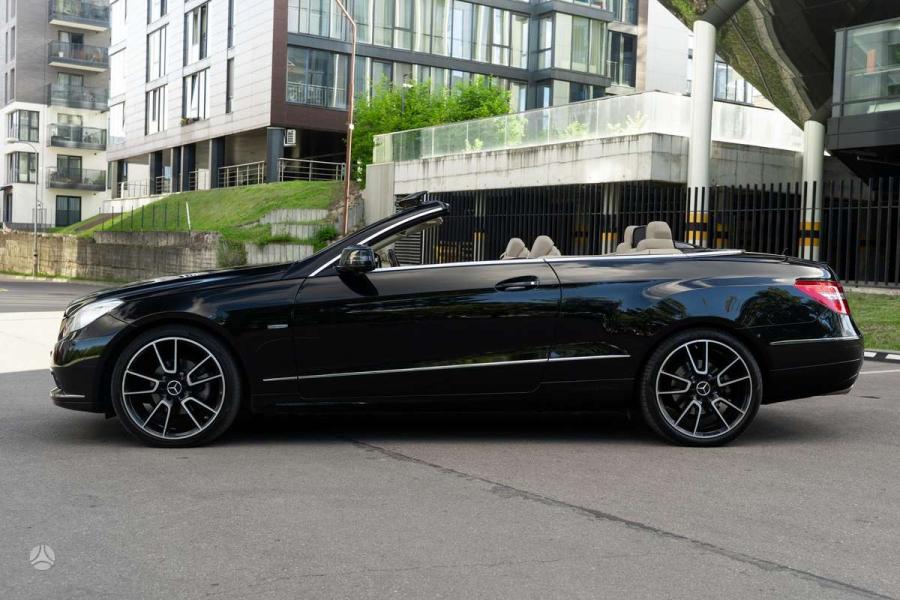 Melns Mercedes-Benz e-200 2010 Viļņa, ar dzinēja tilpumu 1.80 L un nobraukumu 197 tūkst. km par 10500 €, foto 3 vietnē AUTOMOTO.COM.LV