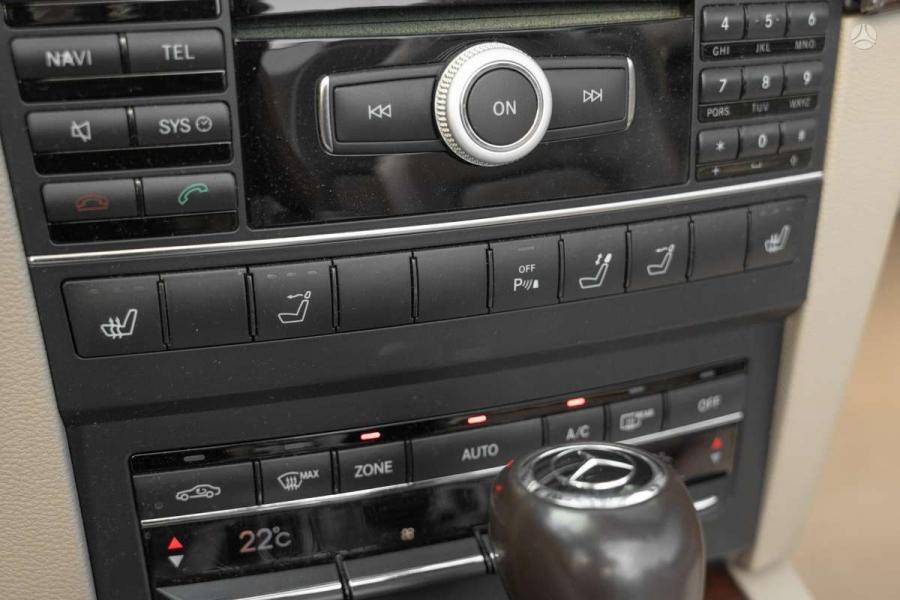 Черный Мерседес E 200 2010 в Вильнюс, объемом двигателя 1.80 л и пробегом 197 тыс. км за 8990 €, фото 23 на AUTOMOTO.COM.LV