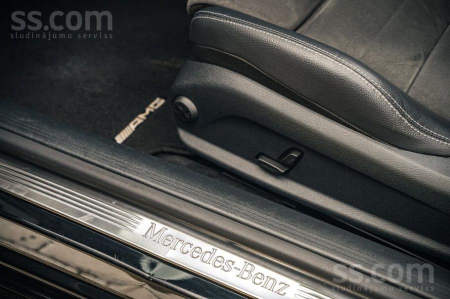 Black Mercedes-Benz e-200 2018 in Riga, with an engine capacity of 2.00 L and mileage of 81 thousand km for 32990 €, photo 16 on AUTOMOTO.COM.LV