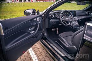 Black Mercedes-Benz e-200 2018 in Riga, with an engine capacity of 2.00 L and mileage of 81 thousand km for 32990 €, photo 19 on AUTOMOTO.COM.LV