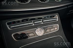 Black Mercedes-Benz e-200 2018 in Riga, with an engine capacity of 2.00 L and mileage of 81 thousand km for 32990 €, photo 25 on AUTOMOTO.COM.LV
