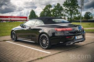 Black Mercedes-Benz e-200 2018 in Riga, with an engine capacity of 2.00 L and mileage of 81 thousand km for 32990 €, photo 27 on AUTOMOTO.COM.LV