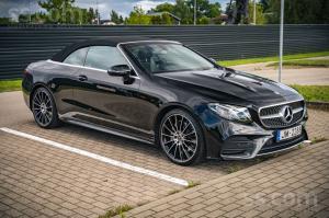 Black Mercedes-Benz e-200 2018 in Riga, with an engine capacity of 2.00 L and mileage of 81 thousand km for 32990 €, photo 29 on AUTOMOTO.COM.LV