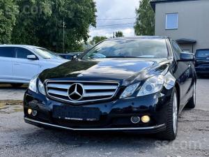Black Mercedes-Benz e-200 2010 in Riga, with an engine capacity of 1.80 L and mileage of 0 thousand km for 14800 €, photo  on AUTOMOTO.COM.LV