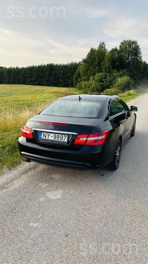 Melns Mercedes-Benz e-200 2012 Rēzekne, ar dzinēja tilpumu 1.80 L un nobraukumu 200 tūkst. km par 8500 €, foto 3 vietnē AUTOMOTO.COM.LV