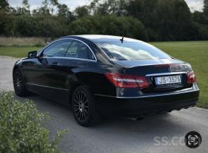 Черный Мерседес E 200 2013 в Рига, объемом двигателя 1.80 л и пробегом 247 тыс. км за 10240 €, фото 5 на AUTOMOTO.COM.LV