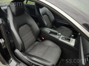 Черный Мерседес E 200 2013 в Рига, объемом двигателя 1.80 л и пробегом 247 тыс. км за 10240 €, фото 15 на AUTOMOTO.COM.LV