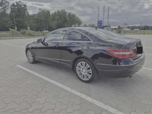 Melns Mercedes-Benz e-200 2013 Kauņa, ar dzinēja tilpumu 1.99 L un nobraukumu 127 tūkst. km par 9600 €, foto 3 vietnē AUTOMOTO.COM.LV