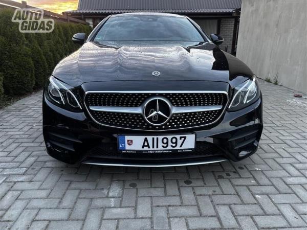 Black Mercedes-Benz e-200 2019 in Trakai, with an engine capacity of 2.00 L and mileage of 260 thousand km for 26000 €, photo 3 on AUTOMOTO.COM.LV