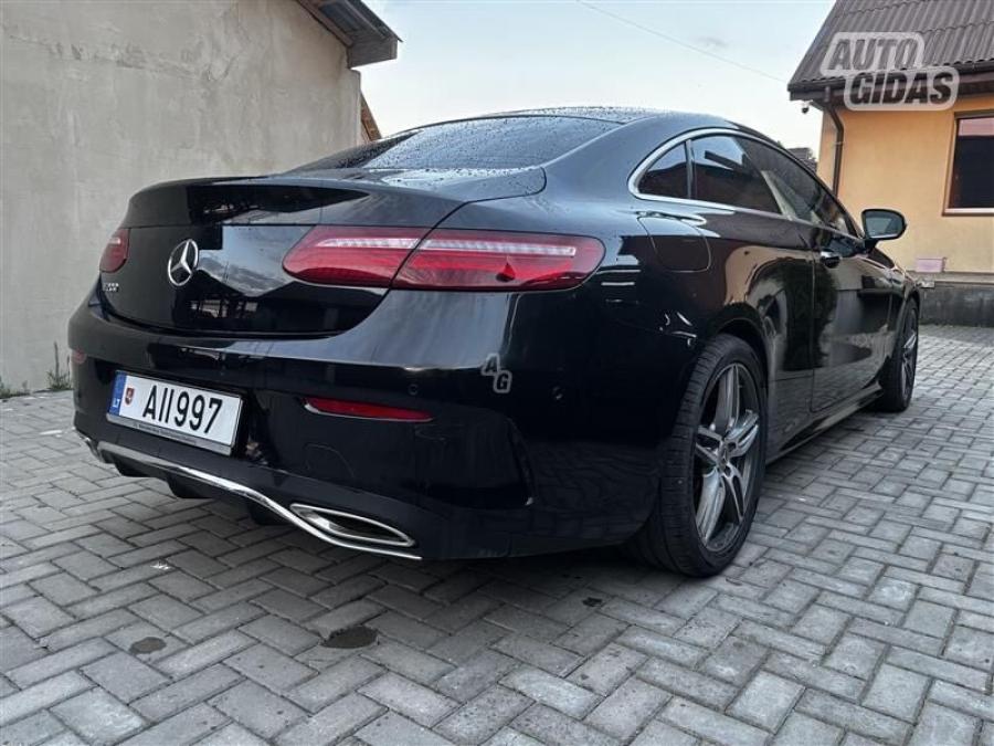 Melns Mercedes-Benz e-200 2019 Trakai, ar dzinēja tilpumu 2.00 L un nobraukumu 260 tūkst. km par 26000 €, foto 5 vietnē AUTOMOTO.COM.LV