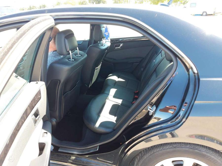 Melns Mercedes-Benz e-200 2009 Šauļi, ar dzinēja tilpumu 1.80 L un nobraukumu 223 tūkst. km par 7200 €, foto 12 vietnē AUTOMOTO.COM.LV