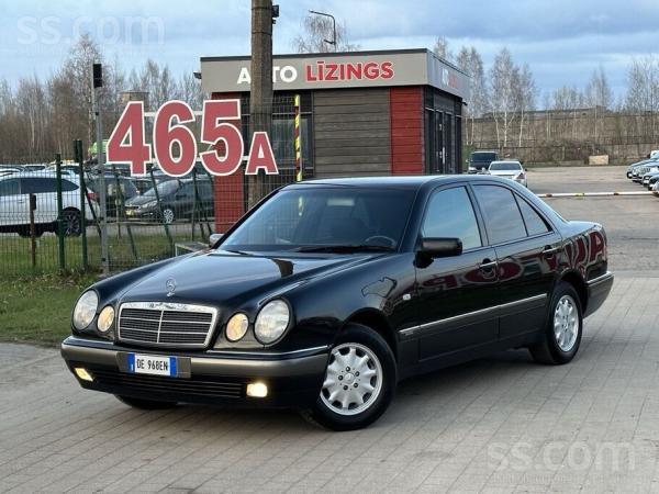 Melns Mercedes-Benz e-200 1998 Rīga, ar dzinēja tilpumu 2.00 L un nobraukumu 0 tūkst. km par 8770 €, foto 3 vietnē AUTOMOTO.COM.LV