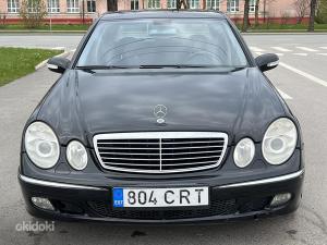 Черный Мерседес E 200 2003 в Нарва, объемом двигателя 2.10 л и пробегом 715 тыс. км за 1499 €, фото 4 на AUTOMOTO.COM.LV