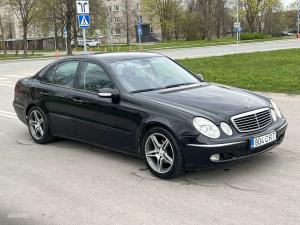 Черный Мерседес E 200 2003 в Нарва, объемом двигателя 2.10 л и пробегом 715 тыс. км за 1499 €, фото 13 на AUTOMOTO.COM.LV
