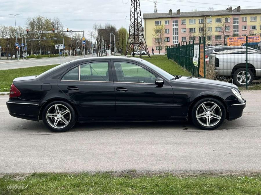 Черный Мерседес E 200 2003 в Нарва, объемом двигателя 2.10 л и пробегом 715 тыс. км за 1499 €, фото 16 на AUTOMOTO.COM.LV