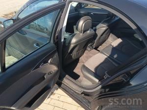 Black Mercedes-Benz e-200 2004 in Bauska, with an engine capacity of 2.20 L and mileage of 340 thousand km for 2600 €, photo 6 on AUTOMOTO.COM.LV