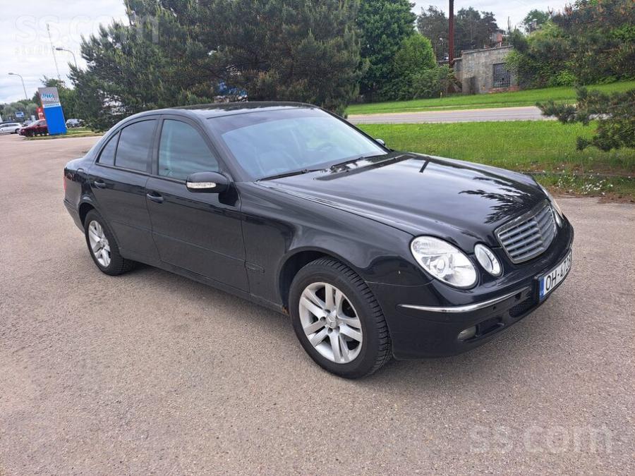 Melns Mercedes-Benz e-200 2005 Jēkabpils, ar dzinēja tilpumu 2.20 L un nobraukumu 410 tūkst. km par 1850 €, foto 3 vietnē AUTOMOTO.COM.LV