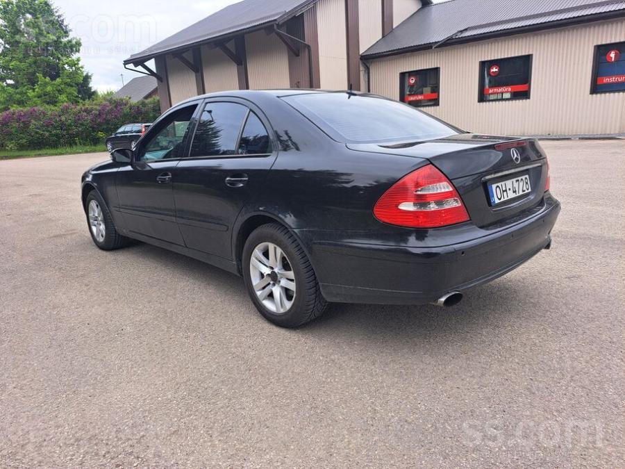 Melns Mercedes-Benz e-200 2005 Jēkabpils, ar dzinēja tilpumu 2.20 L un nobraukumu 410 tūkst. km par 1850 €, foto 7 vietnē AUTOMOTO.COM.LV