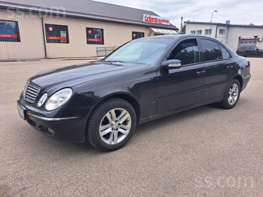 Melns Mercedes-Benz e-200 2005 Jēkabpils, ar dzinēja tilpumu 2.20 L un nobraukumu 410 tūkst. km par 1850 €, foto 8 vietnē AUTOMOTO.COM.LV